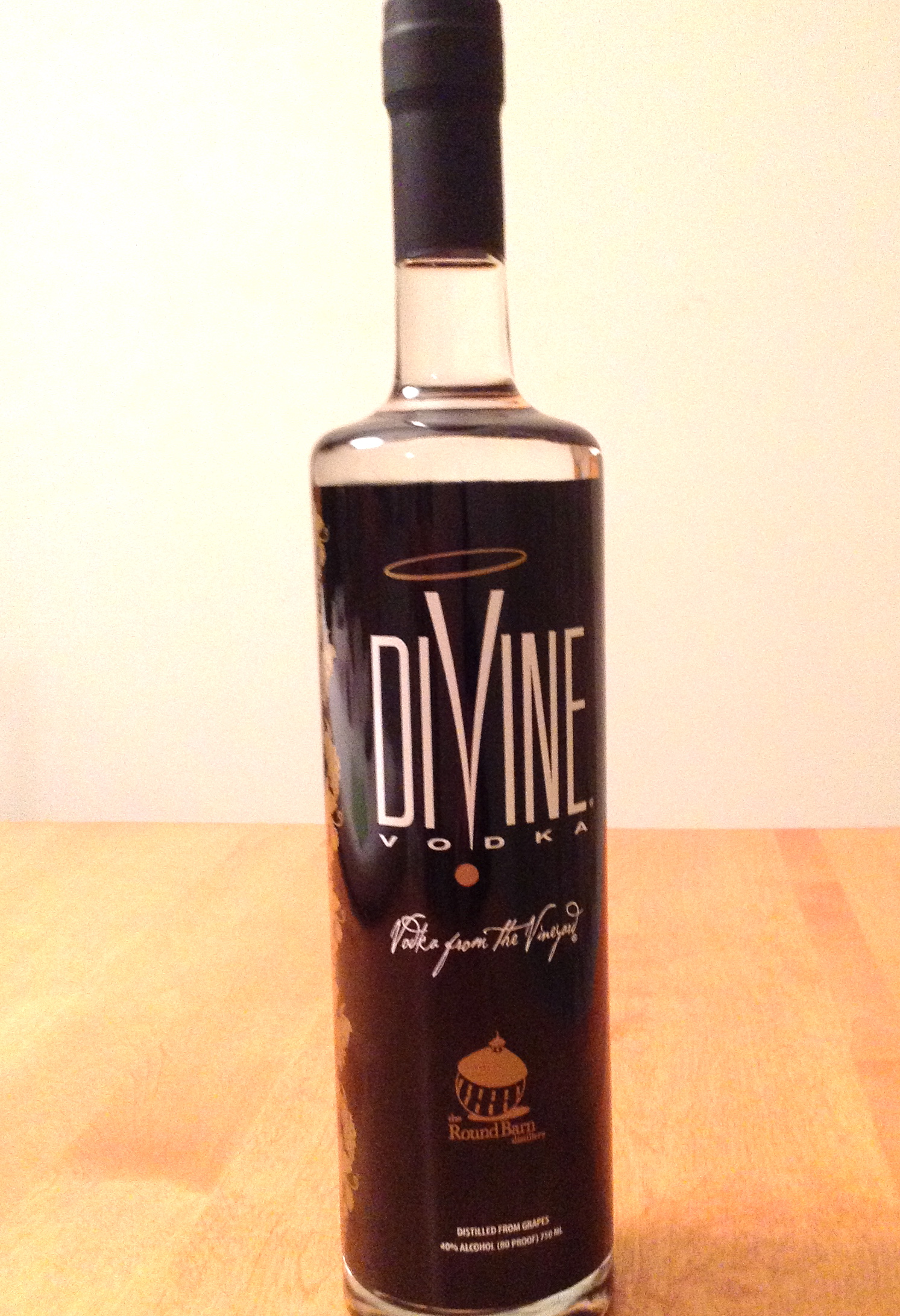 ブドウのウオッカ (Grape Vodka) @Round Barns Winery, Baroda, Michigan | ミシガン再発見の ...